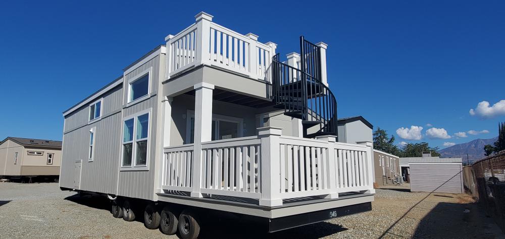 Pacific Park Model BMC- 1BD & 1BA 393 SQFT – Pacific Homes
